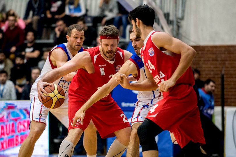 ULTIMA ORĂ | CSM Oradea este noua campioană la baschet masculin