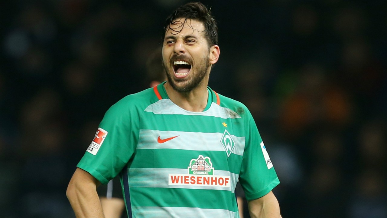 Claudio Pizzaro și-a găsit echipă în Bundesliga, la 39 de ani